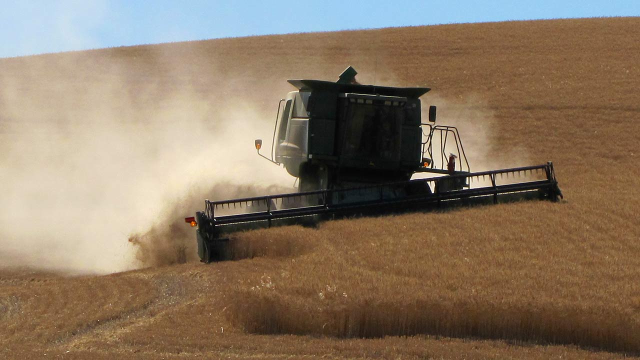 A Look Inside A Modern Combine Harvester